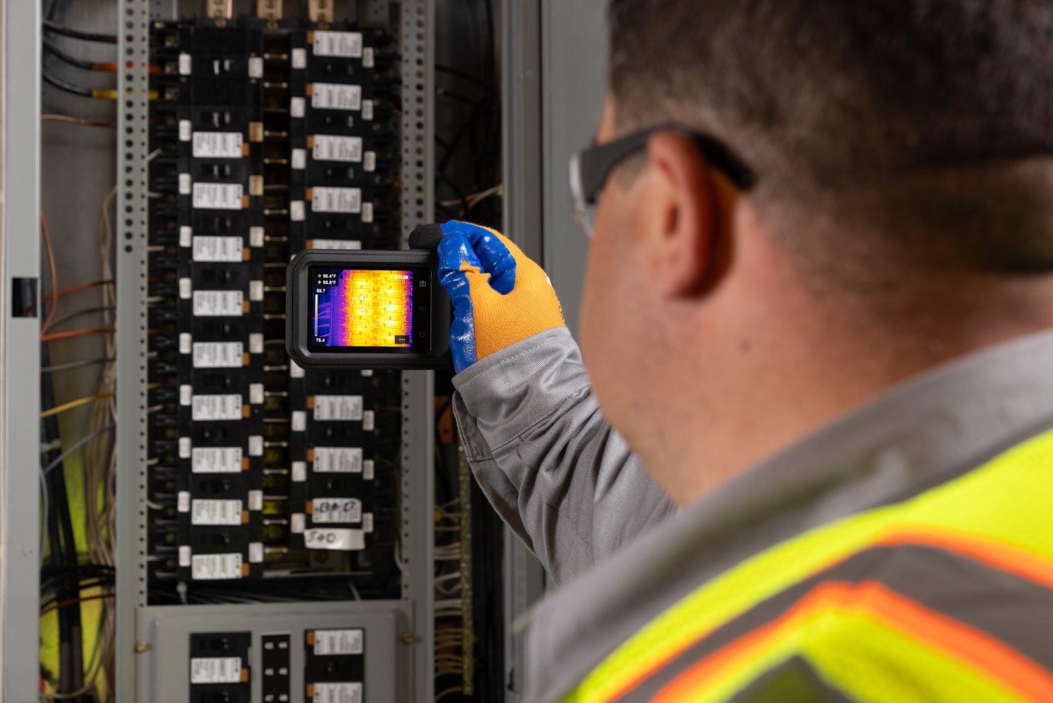 Flir Unveils C8 Next-Generation Compact Thermal Imaging Camera for ...